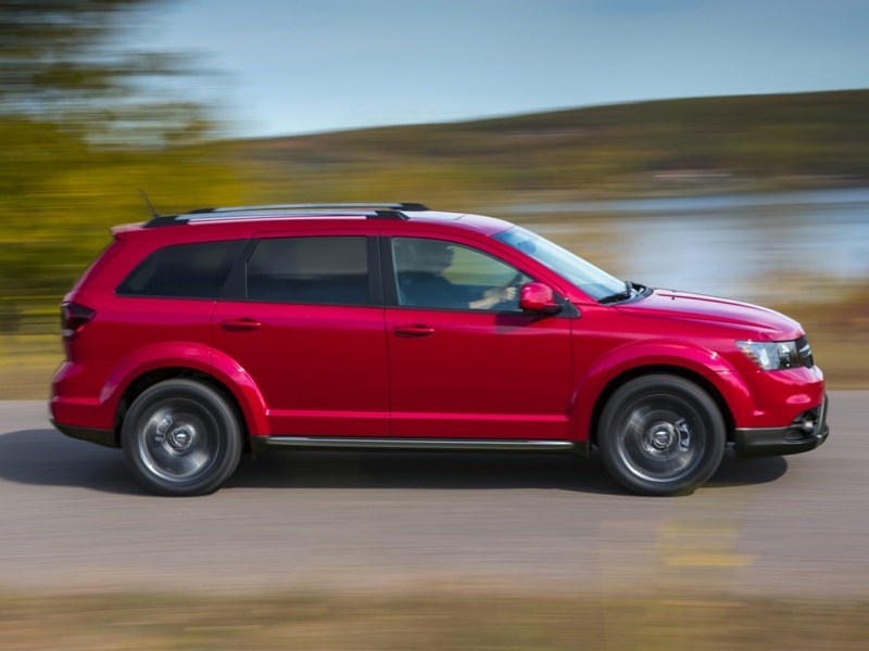 Barrhaven 2019 Dodge Journey CVP/SE New Model Overview and Selection